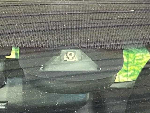 Used Honda Fit Hybrid 2018 (25,990 km) - TCV (formerly Trade Car View)