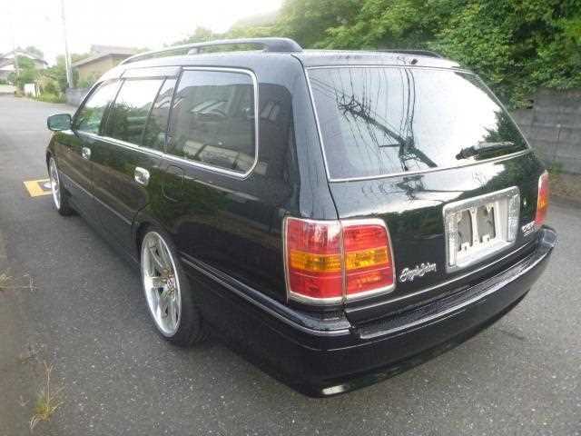 Used Toyota Crown Estate 2001 (72,000 km) - TCV (formerly Trade Car View)