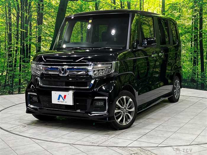 Used Honda N BOX 2022 L (16,785 km) - TCV (formerly Trade Car View)