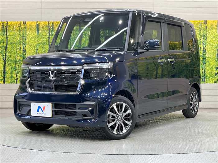 Used Honda N BOX 2023 ベースグレード (23,500 km) - TCV (formerly Trade Car View)