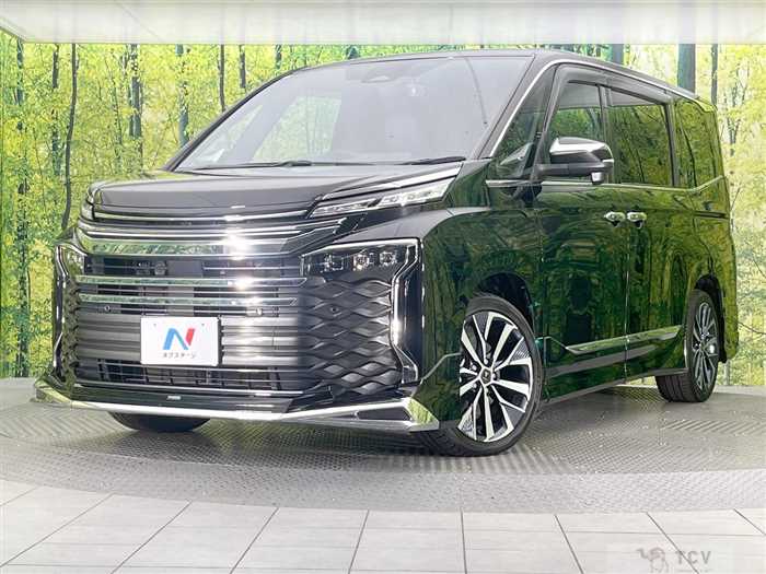 Used Toyota Voxy 2023 ハイブリッドS－Z (26,200 km) - TCV (formerly Trade Car View)