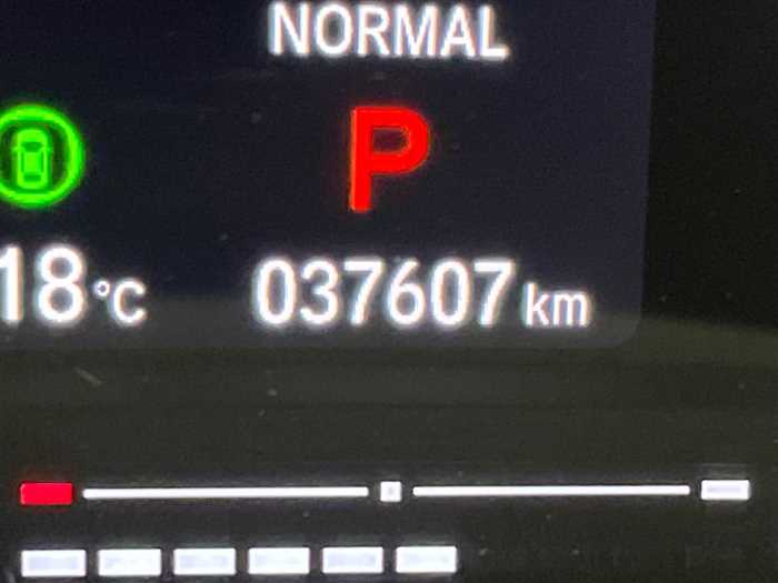 Used Honda VEZEL 2022 e：HEV PLaY (37,607 km) - TCV (formerly Trade Car ...