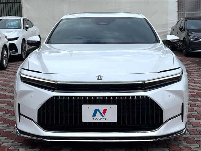Used Toyota Crown 2025 Z THE 70th (5,180 km) - TCV (formerly Trade Car ...