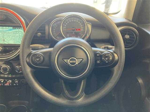 Used BMW MINI 2018 ヴィクトリア (59,409 km) - TCV (formerly Trade Car View)