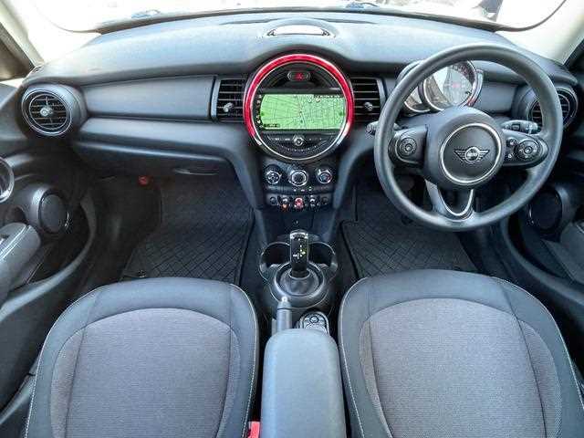 Used BMW MINI 2019 ヴィクトリア (42,390 km) - TCV (formerly Trade Car View)