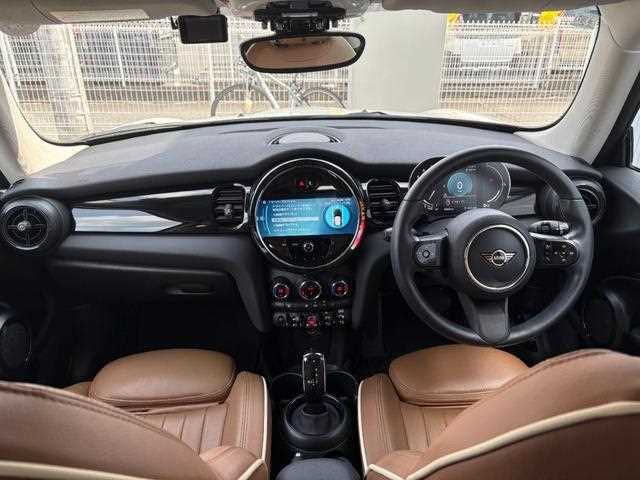 Used BMW MINI 2021 クーパー (30,600 km) - TCV (formerly Trade Car View)