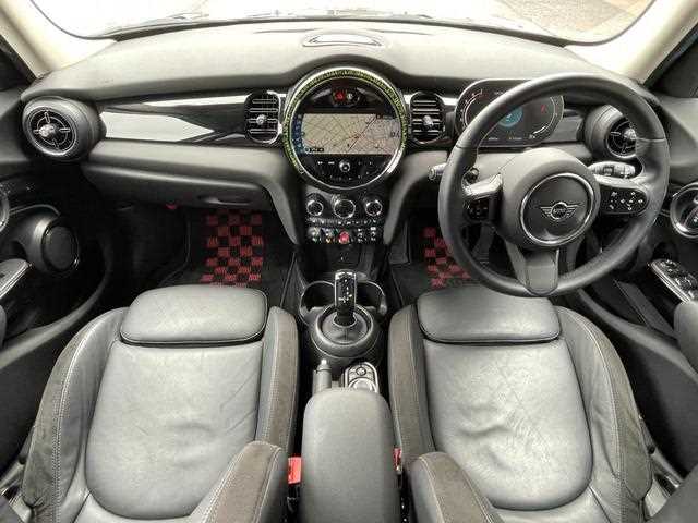 Used BMW MINI 2022 クーパー (16,789 km) - TCV (formerly Trade Car View)