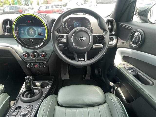Used BMW MINI 2023 クーパー D アンテイムドED (12,496 km) - TCV (formerly Trade ...