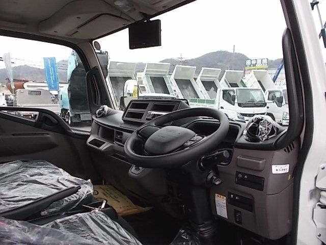 Used Mitsubishi Fuso Canter 2024 (0 km) - TCV (formerly Trade Car View)
