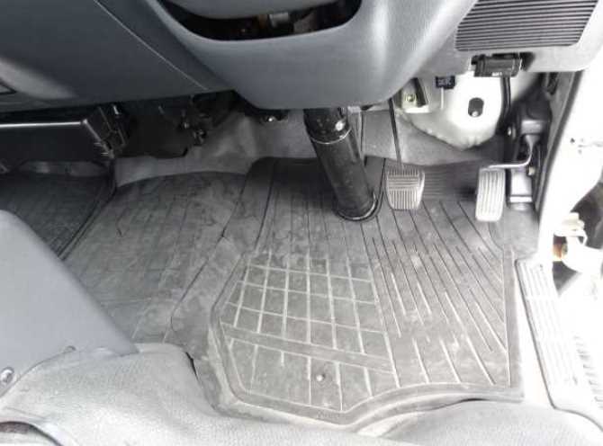 Used Toyota Hiace Commuter 2003 SUPER LONG, 5L ENGINE (155,485 km ...