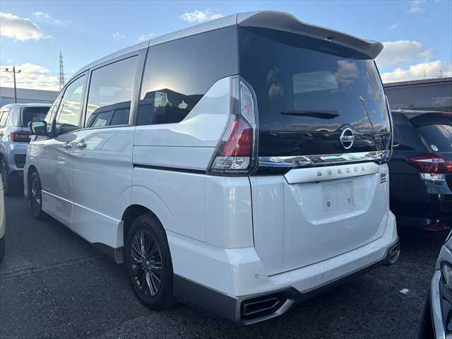 Used Nissan Serena 2017 RIDER ALLOY WHEEL DUAL POWER SLIDE DOOR ...