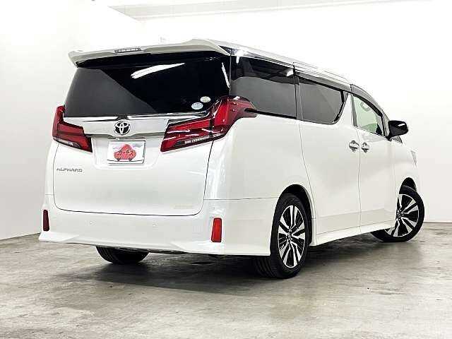 Used Toyota Alphard 2018 . (36,000 km) - TCV (formerly Trade Car View)