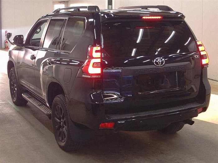 Used Toyota Land Cruiser Prado 2023 TX-L MAT BLACK SUNROOF 7-SEATS ...