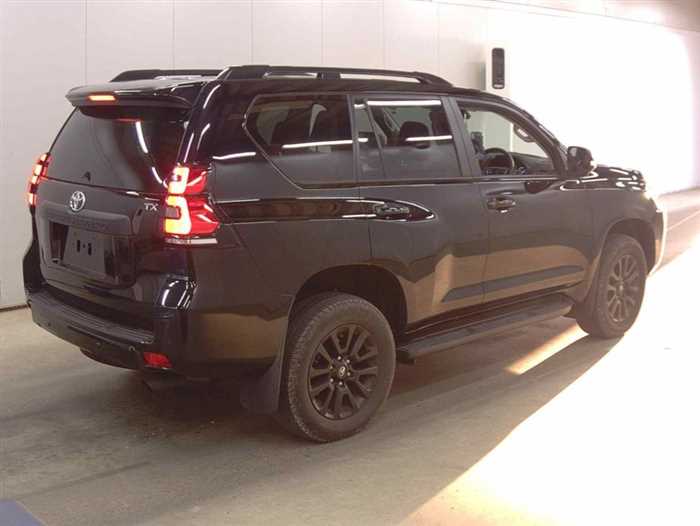 Used Toyota Land Cruiser Prado 2023 TX-L MAT BLACK SUNROOF 7-SEATS ...